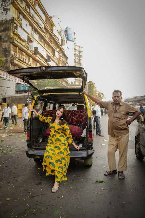 Sunshine Yellow Lotus Print Cotton Kurta Set 🌿 – Modestouzeattires